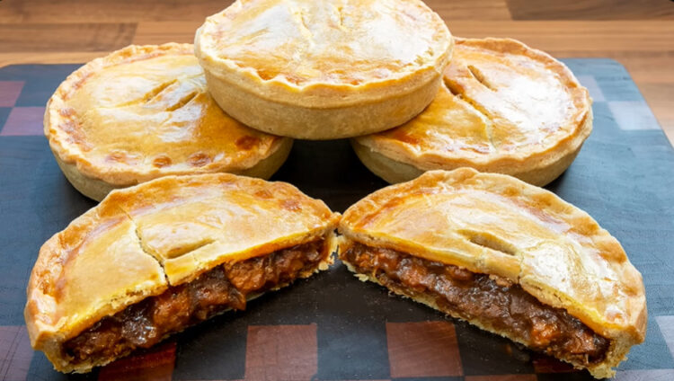 Medieval Meat Pie Recipe | Hearty & Savory - Roses Baking Passion
